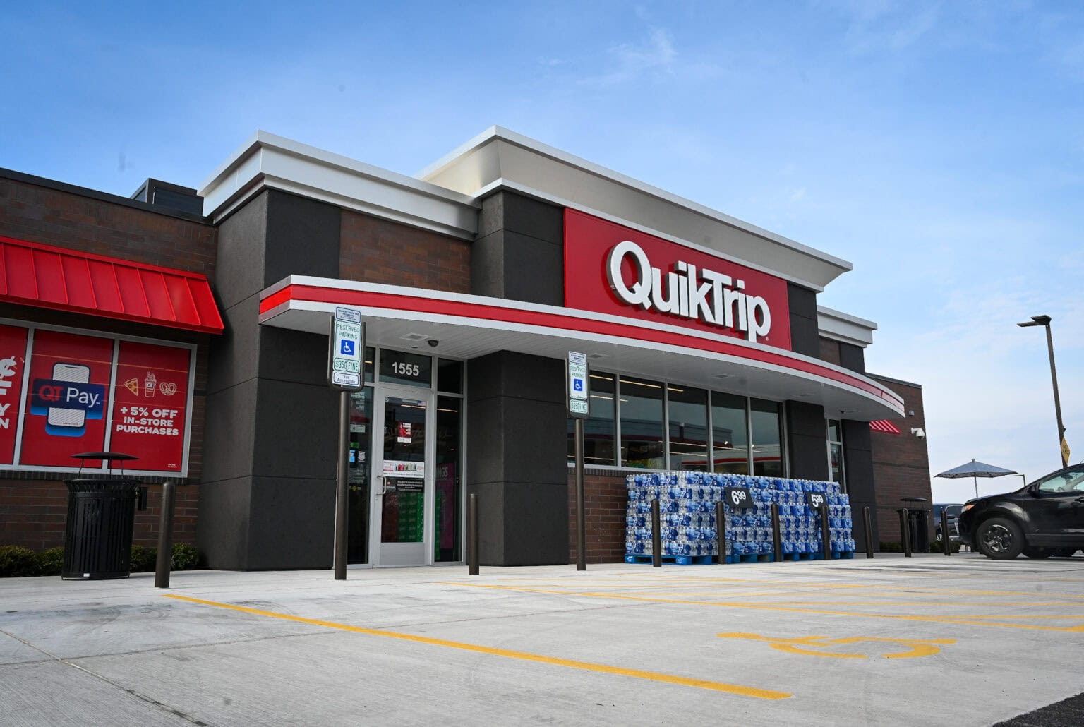 QuikTrip opens gas station and truck stop in south Rockford - Rock ...